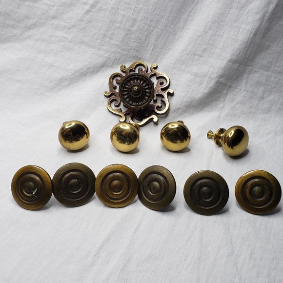 Vintage | Accents | Vintage Metal Drawer Pull Knobs Bundle | Poshmark